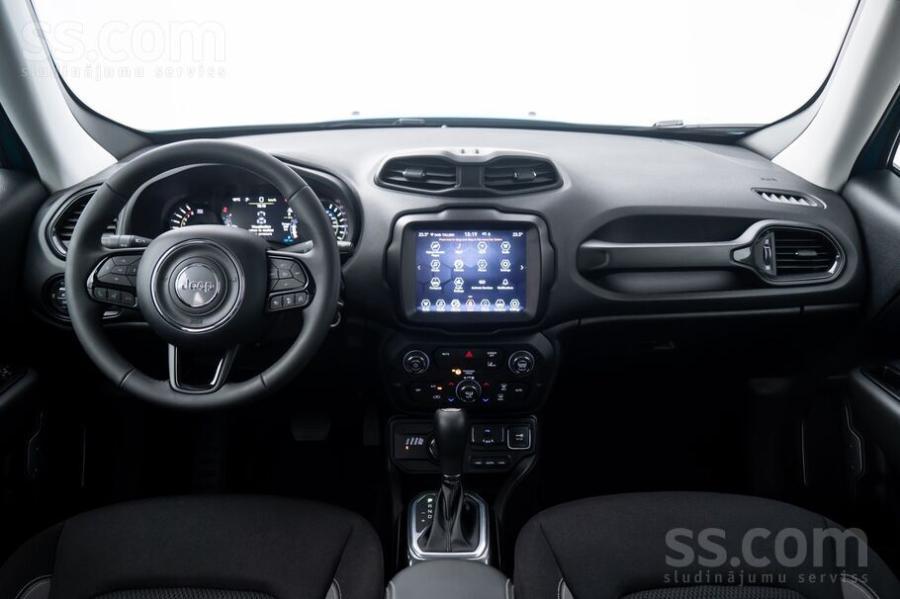 Green Jeep Renegade 2022 in Tallinn, with an engine capacity of 1.30 L and mileage of 69 thousand km for 15999 €, photo 13 on AUTOMOTO.COM.LV