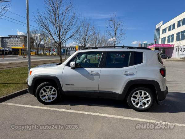 Grey Jeep Renegade 2015 in Tallinn, with an engine capacity of 1.40 L and mileage of 75 thousand km for 10450 €, photo 2 on AUTOMOTO.COM.LV