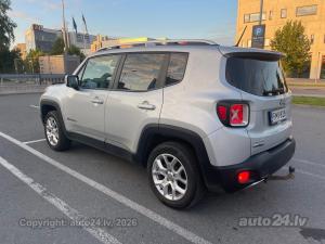 Pelēks Jeep Renegade 2015 Tallina, ar dzinēja tilpumu 2.00 L un nobraukumu 260 tūkst. km par 8999 €, foto 5 vietnē AUTOMOTO.COM.LV