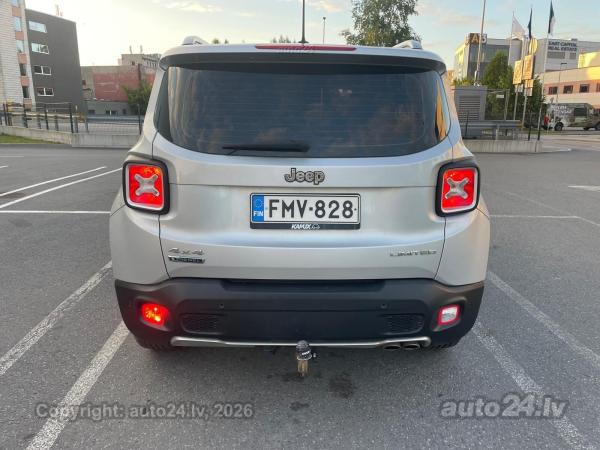Pelēks Jeep Renegade 2015 Tallina, ar dzinēja tilpumu 2.00 L un nobraukumu 260 tūkst. km par 8999 €, foto 5 vietnē AUTOMOTO.COM.LV