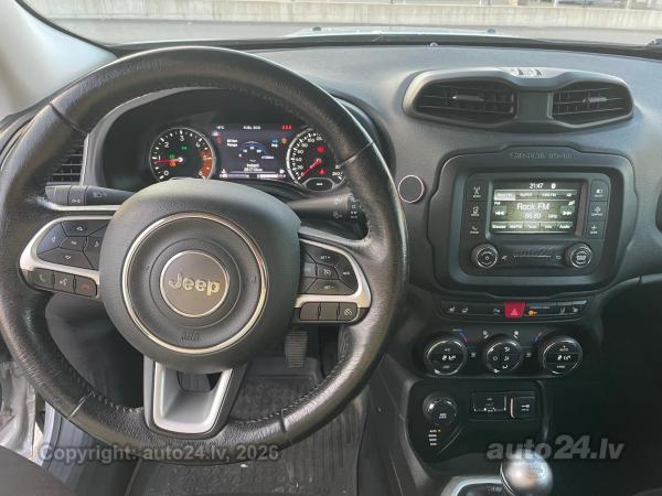 Pelēks Jeep Renegade 2015 Tallina, ar dzinēja tilpumu 2.00 L un nobraukumu 260 tūkst. km par 8999 €, foto 10 vietnē AUTOMOTO.COM.LV