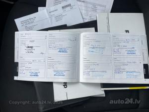 Pelēks Jeep Renegade 2015 Tallina, ar dzinēja tilpumu 2.00 L un nobraukumu 260 tūkst. km par 8999 €, foto 17 vietnē AUTOMOTO.COM.LV