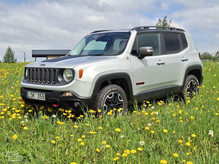 Pelēks Jeep Renegade 2016 Viļņa, ar dzinēja tilpumu 2.40 L un nobraukumu 224 tūkst. km par 6999 €, foto 1 vietnē AUTOMOTO.COM.LV