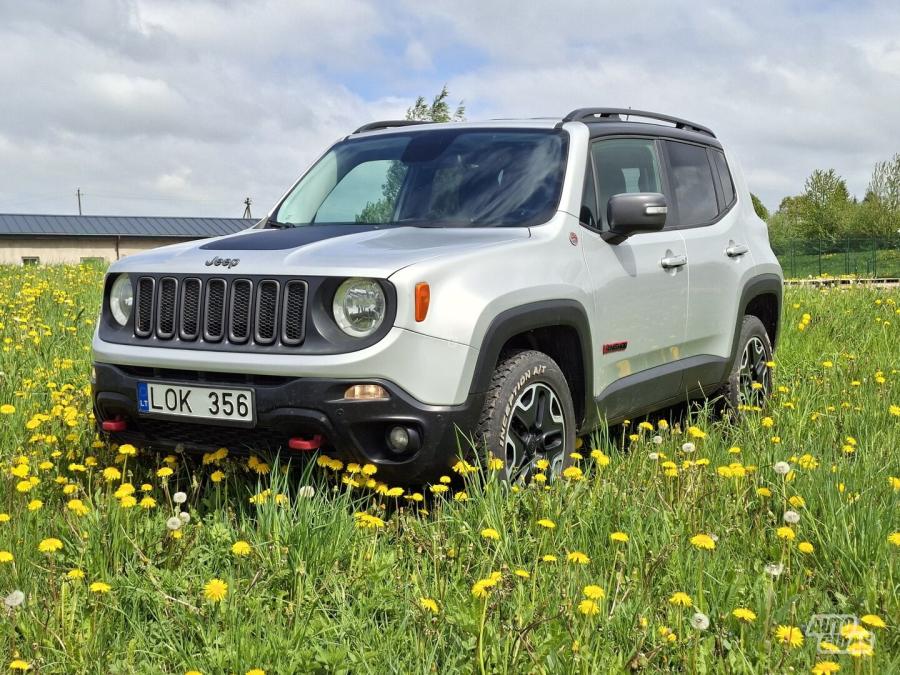 Pelēks Jeep Renegade 2016 Viļņa, ar dzinēja tilpumu 2.40 L un nobraukumu 224 tūkst. km par 6999 €, foto 3 vietnē AUTOMOTO.COM.LV