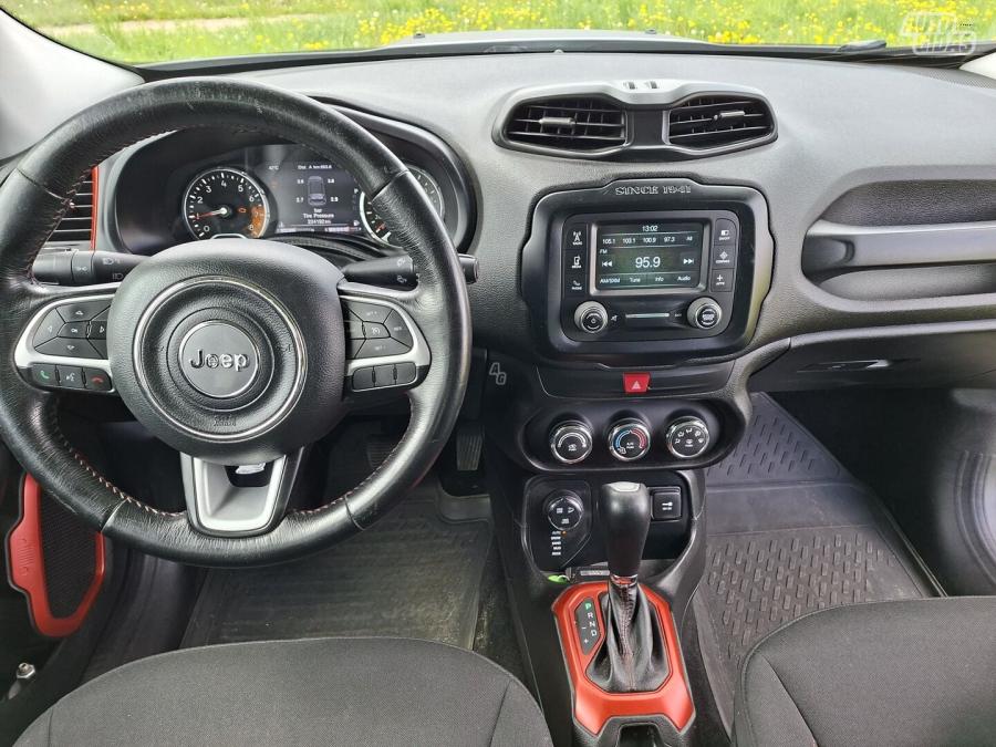 Pelēks Jeep Renegade 2016 Viļņa, ar dzinēja tilpumu 2.40 L un nobraukumu 224 tūkst. km par 6999 €, foto 18 vietnē AUTOMOTO.COM.LV