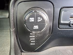 Pelēks Jeep Renegade 2016 Viļņa, ar dzinēja tilpumu 2.40 L un nobraukumu 224 tūkst. km par 6999 €, foto 20 vietnē AUTOMOTO.COM.LV