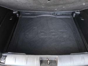 Grey Jeep Renegade 2017 in Siauliai, with an engine capacity of 2.36 L and mileage of 207 thousand km for 6500 €, photo 16 on AUTOMOTO.COM.LV
