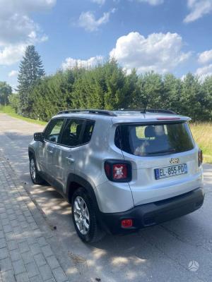 Pelēks Jeep Renegade 2017 Tauragė, ar dzinēja tilpumu 1.37 L un nobraukumu 113 tūkst. km par 8900 €, foto 7 vietnē AUTOMOTO.COM.LV