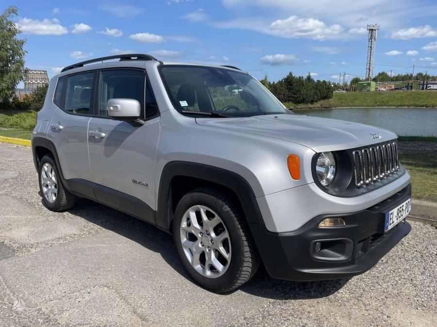 Pelēks Jeep Renegade 2017 Viļņa, ar dzinēja tilpumu 1.37 L un nobraukumu 112 tūkst. km par 8950 €, foto 3 vietnē AUTOMOTO.COM.LV