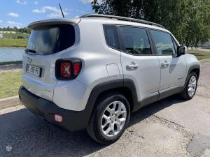 Pelēks Jeep Renegade 2017 Viļņa, ar dzinēja tilpumu 1.37 L un nobraukumu 112 tūkst. km par 8950 €, foto 5 vietnē AUTOMOTO.COM.LV
