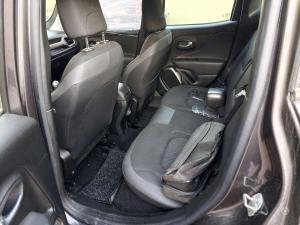 Grey Jeep Renegade 2019 in Taurage, with an engine capacity of 1.00 L and mileage of 60 thousand km for 3700 €, photo 12 on AUTOMOTO.COM.LV