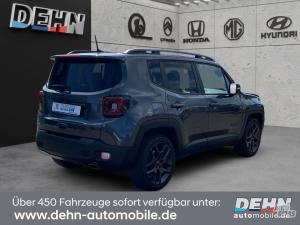 Grey Jeep Renegade 2020 in Kaunas, with an engine capacity of 1.30 L and mileage of 38 thousand km for 24409 €, photo 3 on AUTOMOTO.COM.LV