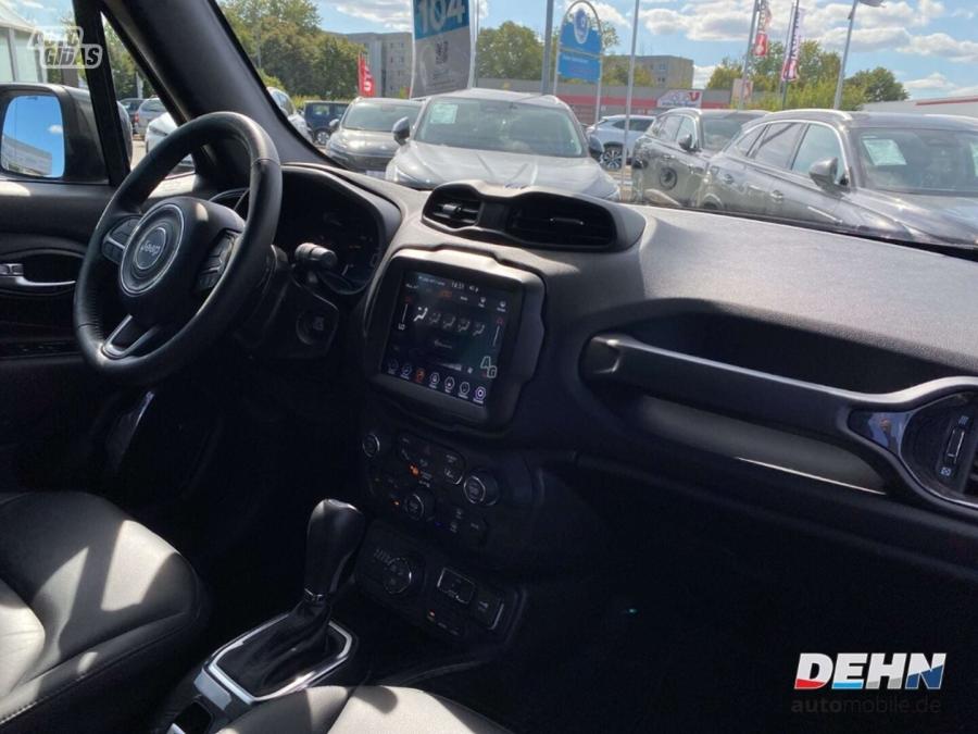 Grey Jeep Renegade 2020 in Kaunas, with an engine capacity of 1.30 L and mileage of 38 thousand km for 24409 €, photo 13 on AUTOMOTO.COM.LV