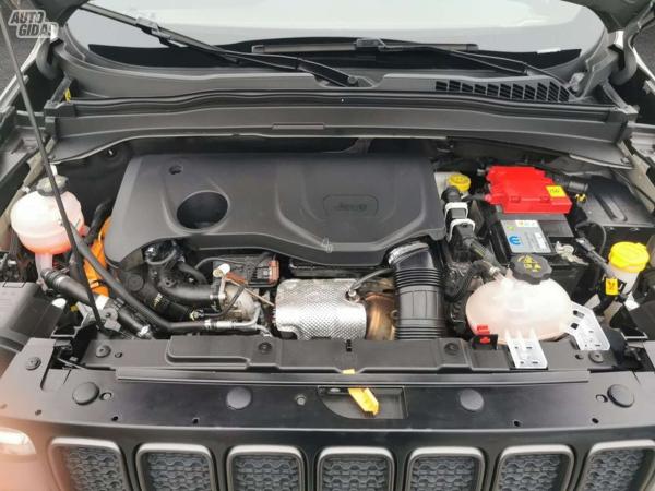 Grey Jeep Renegade 2021 in Kaunas, with an engine capacity of 1.30 L and mileage of 94 thousand km for 22390 €, photo 9 on AUTOMOTO.COM.LV