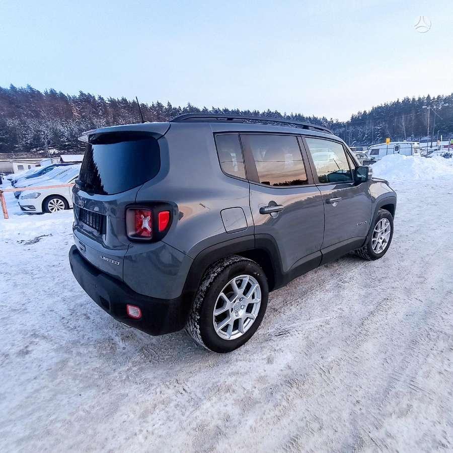 Grey Jeep Renegade 2021 in Vilnius, with an engine capacity of 1.33 L and mileage of 165 thousand km for 13200 €, photo 8 on AUTOMOTO.COM.LV