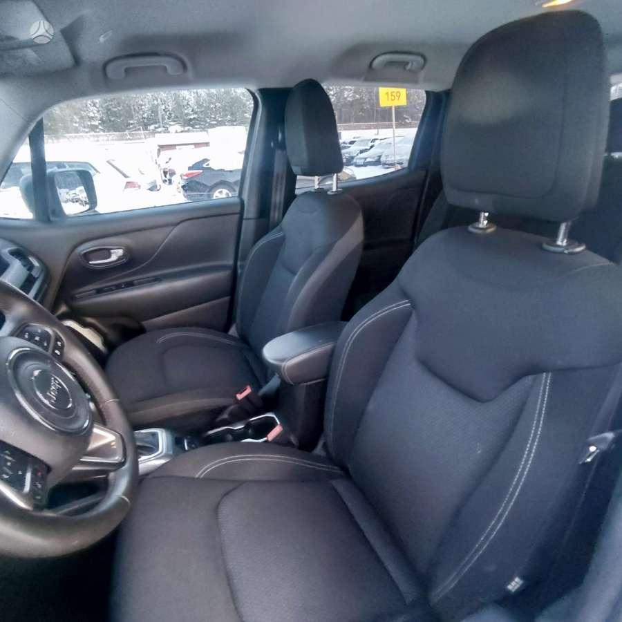 Grey Jeep Renegade 2021 in Vilnius, with an engine capacity of 1.33 L and mileage of 165 thousand km for 13200 €, photo 11 on AUTOMOTO.COM.LV