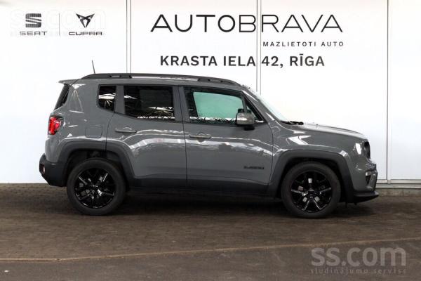 Pelēks Jeep Renegade 2021 Rīga, ar dzinēja tilpumu 1.30 L un nobraukumu 35 tūkst. km par 15490 €, foto 5 vietnē AUTOMOTO.COM.LV