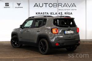 Pelēks Jeep Renegade 2021 Rīga, ar dzinēja tilpumu 1.30 L un nobraukumu 35 tūkst. km par 15490 €, foto 7 vietnē AUTOMOTO.COM.LV