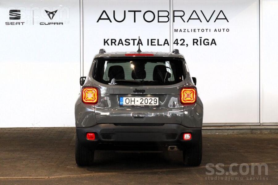 Pelēks Jeep Renegade 2021 Rīga, ar dzinēja tilpumu 1.30 L un nobraukumu 35 tūkst. km par 15490 €, foto 8 vietnē AUTOMOTO.COM.LV