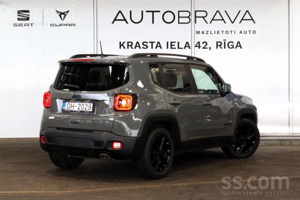 Pelēks Jeep Renegade 2021 Rīga, ar dzinēja tilpumu 1.30 L un nobraukumu 35 tūkst. km par 15490 €, foto 8 vietnē AUTOMOTO.COM.LV