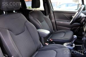 Pelēks Jeep Renegade 2021 Rīga, ar dzinēja tilpumu 1.30 L un nobraukumu 35 tūkst. km par 15490 €, foto 21 vietnē AUTOMOTO.COM.LV