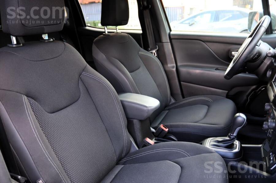 Pelēks Jeep Renegade 2021 Rīga, ar dzinēja tilpumu 1.30 L un nobraukumu 35 tūkst. km par 15490 €, foto 21 vietnē AUTOMOTO.COM.LV
