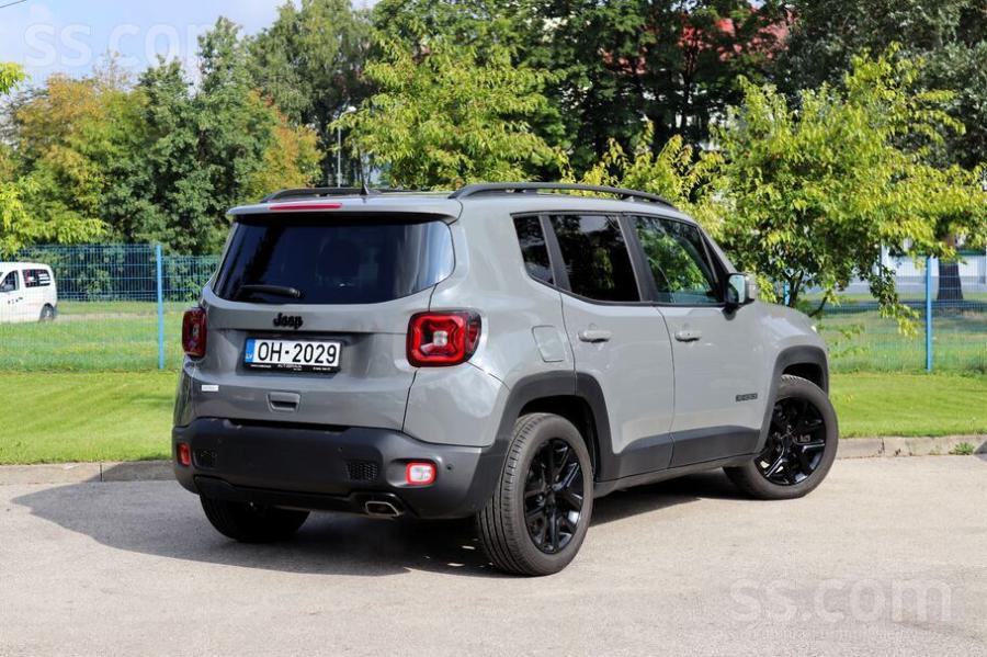 Pelēks Jeep Renegade 2021 Rīga, ar dzinēja tilpumu 1.30 L un nobraukumu 35 tūkst. km par 15490 €, foto 26 vietnē AUTOMOTO.COM.LV