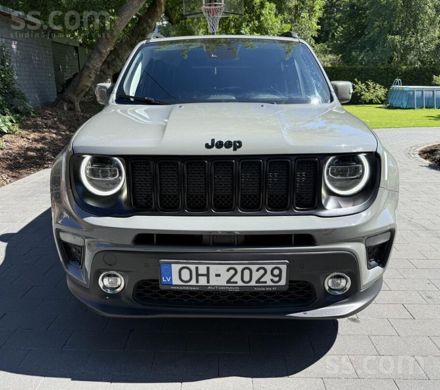 Pelēks Jeep Renegade 2021 Rīga, ar dzinēja tilpumu 1.30 L un nobraukumu 42 tūkst. km par 16750 €, foto 4 vietnē AUTOMOTO.COM.LV