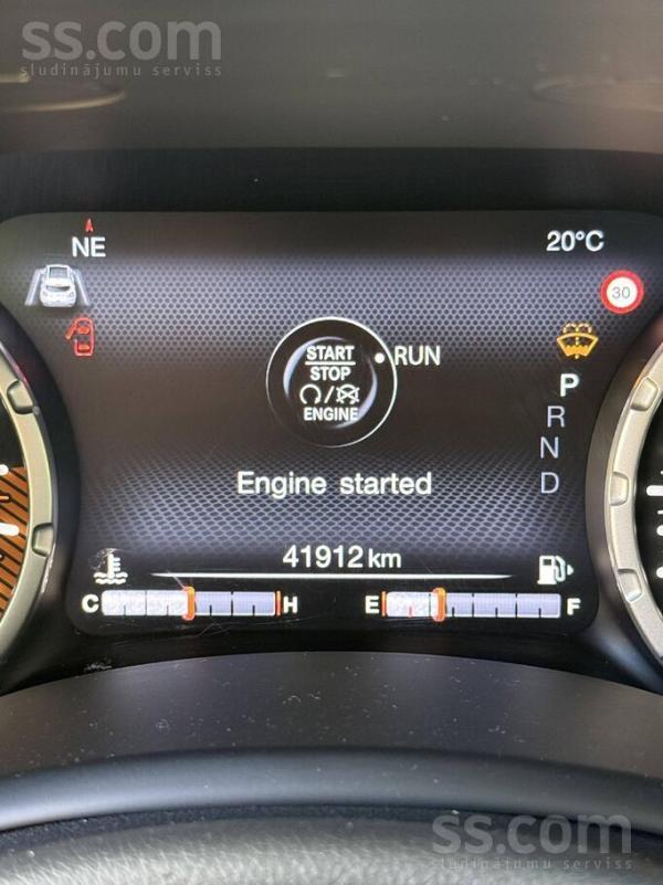 Grey Jeep Renegade 2021 in Riga, with an engine capacity of 1.30 L and mileage of 42 thousand km for 16750 €, photo 10 on AUTOMOTO.COM.LV