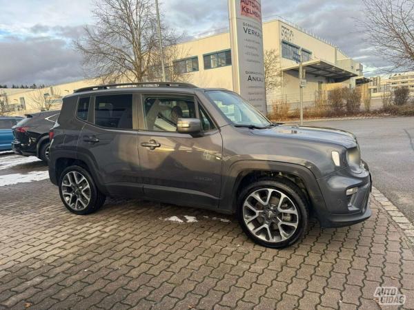 Pelēks Jeep Renegade 2022 Kauņa, ar dzinēja tilpumu 1.30 L un nobraukumu 32 tūkst. km par 24357 €, foto 4 vietnē AUTOMOTO.COM.LV