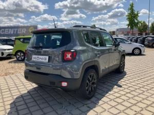Grey Jeep Renegade 2022 in Kaunas, with an engine capacity of 1.00 L and mileage of 32 thousand km for 22398 €, photo 3 on AUTOMOTO.COM.LV