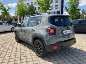 Grey Jeep Renegade 2022 in Kaunas, with an engine capacity of 1.00 L and mileage of 32 thousand km for 22398 €, photo 4 on AUTOMOTO.COM.LV