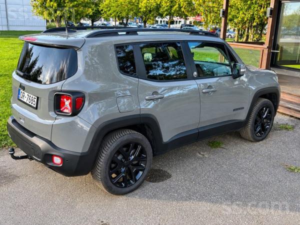 Pelēks Jeep Renegade 2022 Rīga, ar dzinēja tilpumu 1.30 L un nobraukumu 103 tūkst. km par 15800 €, foto 10 vietnē AUTOMOTO.COM.LV