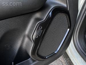 Grey Jeep Renegade 2022 in Riga, with an engine capacity of 1.30 L and mileage of 103 thousand km for 14900 €, photo 21 on AUTOMOTO.COM.LV