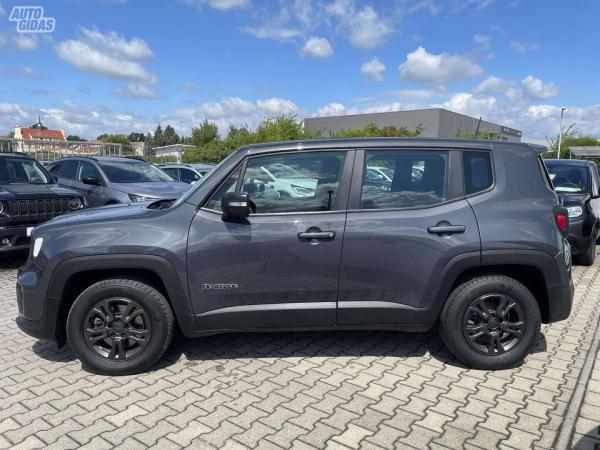 Pelēks Jeep Renegade 2023 Kauņa, ar dzinēja tilpumu 1.50 L un nobraukumu 25 tūkst. km par 22398 €, foto 3 vietnē AUTOMOTO.COM.LV