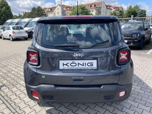 Pelēks Jeep Renegade 2023 Kauņa, ar dzinēja tilpumu 1.50 L un nobraukumu 25 tūkst. km par 22398 €, foto 5 vietnē AUTOMOTO.COM.LV