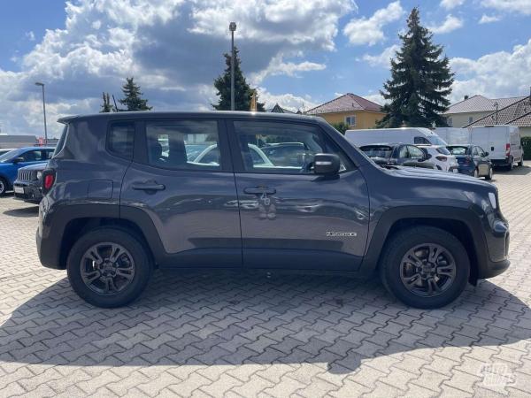 Pelēks Jeep Renegade 2023 Kauņa, ar dzinēja tilpumu 1.50 L un nobraukumu 25 tūkst. km par 22398 €, foto 7 vietnē AUTOMOTO.COM.LV
