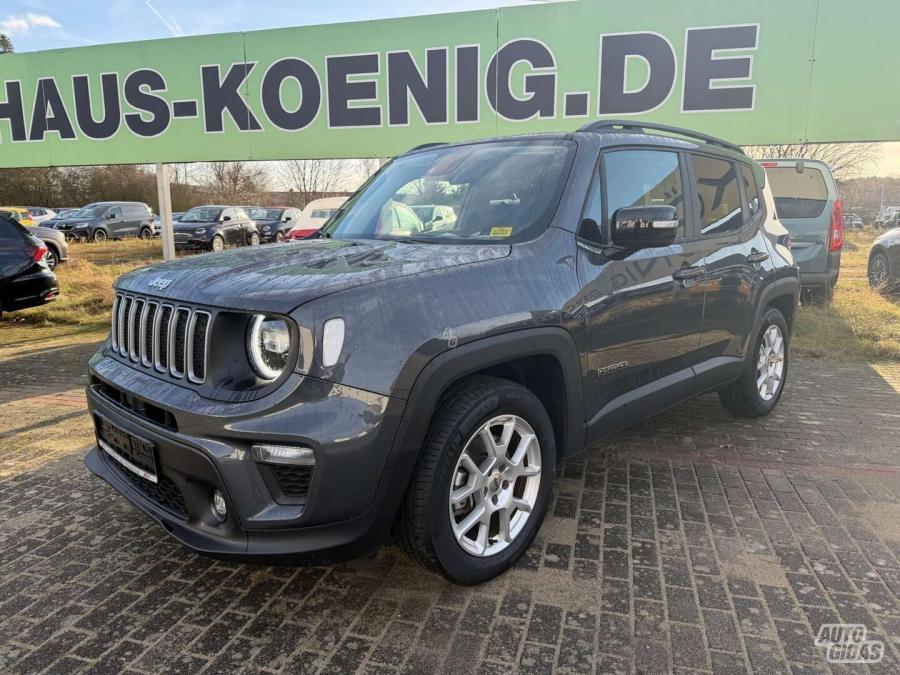 Grey Jeep Renegade 2023 in Kaunas, with an engine capacity of 1.50 L and mileage of 12 thousand km for 22398 €, photo 1 on AUTOMOTO.COM.LV