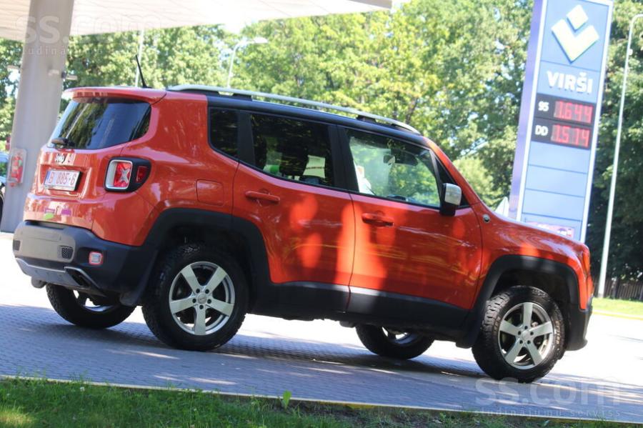 Oranžs Jeep Renegade 2014 Rīga, ar dzinēja tilpumu 2.00 L un nobraukumu 285 tūkst. km par 6790 €, foto 7 vietnē AUTOMOTO.COM.LV