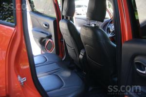 Oranžs Jeep Renegade 2014 Rīga, ar dzinēja tilpumu 2.00 L un nobraukumu 285 tūkst. km par 6790 €, foto 19 vietnē AUTOMOTO.COM.LV