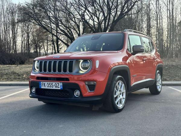 Orange Jeep Renegade 2019 in Kaunas, with an engine capacity of 1.60 L and mileage of 209 thousand km for 9250 €, photo 1 on AUTOMOTO.COM.LV
