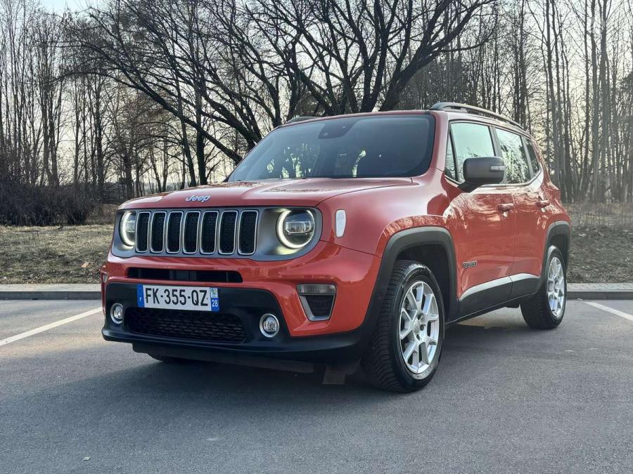 Orange Jeep Renegade 2019 in Kaunas, with an engine capacity of 1.60 L and mileage of 209 thousand km for 9250 €, photo 1 on AUTOMOTO.COM.LV