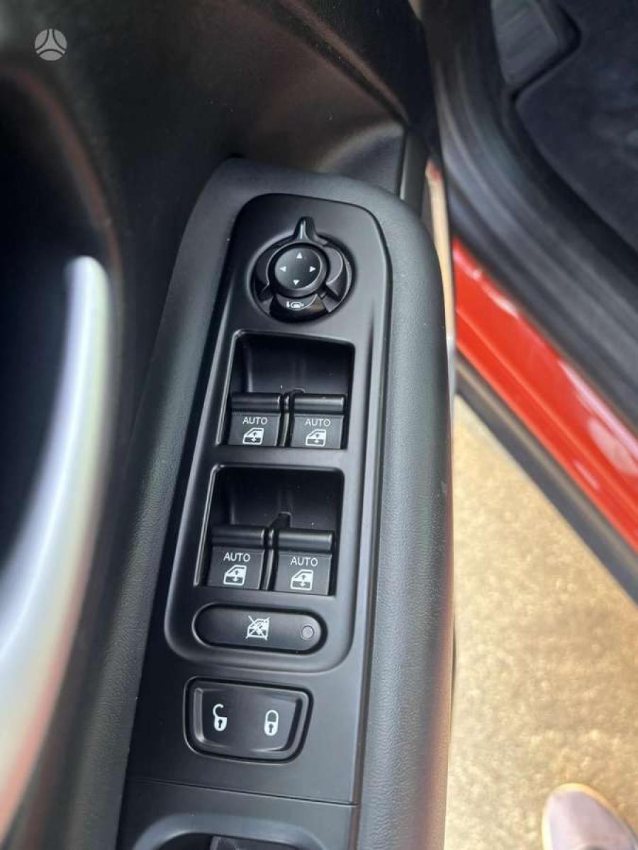 Orange Jeep Renegade 2019 in Kaunas, with an engine capacity of 1.60 L and mileage of 209 thousand km for 9250 €, photo 12 on AUTOMOTO.COM.LV