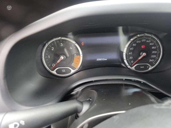 Oranžs Jeep Renegade 2020 Tauragė, ar dzinēja tilpumu 1.60 L un nobraukumu 205 tūkst. km par 8900 €, foto 6 vietnē AUTOMOTO.COM.LV