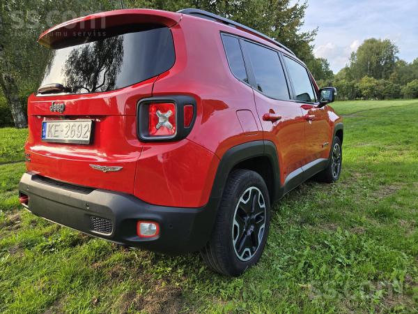 Sarkans Jeep Renegade 2015 Rīga, ar dzinēja tilpumu 2.00 L un nobraukumu 268 tūkst. km par 8300 €, foto 5 vietnē AUTOMOTO.COM.LV