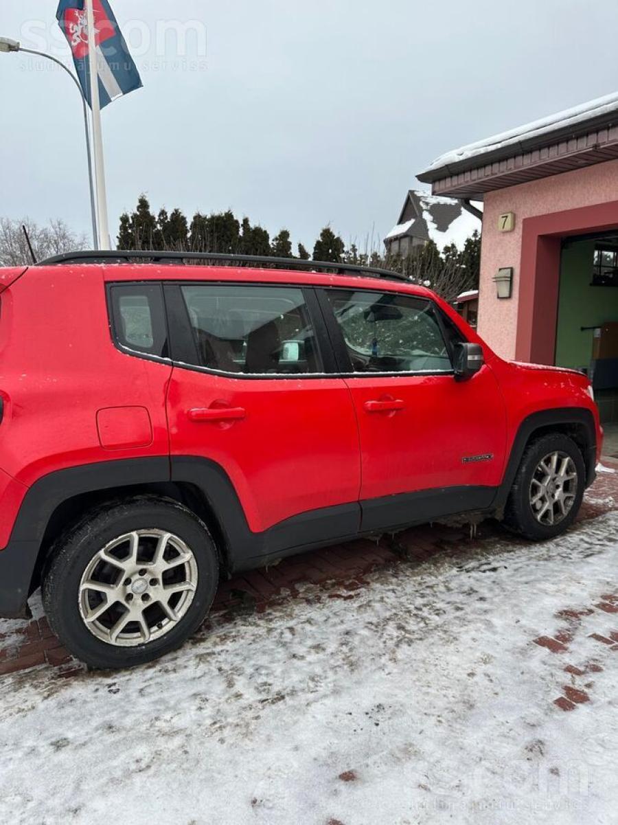 Sarkans Jeep Renegade 2020 Daugavpils, ar dzinēja tilpumu 1.30 L un nobraukumu 100 tūkst. km par 18000 €, foto 4 vietnē AUTOMOTO.COM.LV