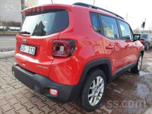 Red Jeep Renegade 2020 in Daugavpils, with an engine capacity of 1.30 L and mileage of 108 thousand km for 13000 €, photo 4 on AUTOMOTO.COM.LV