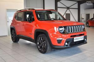 Red Jeep Renegade 2023 in Kaunas, with an engine capacity of 1.50 L and mileage of 32 thousand km for 23944 €, photo  on AUTOMOTO.COM.LV