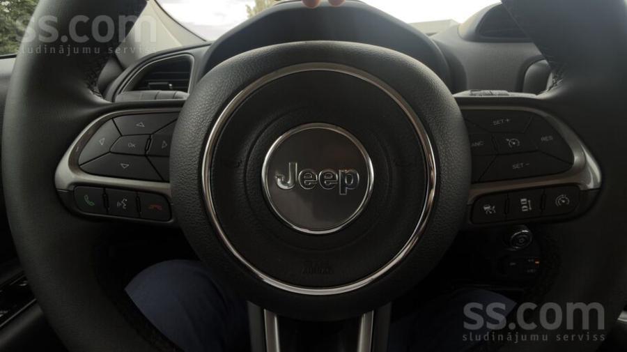 Sarkans Jeep Renegade 2023 Rīga, ar dzinēja tilpumu 1.50 L un nobraukumu 52 tūkst. km par 14990 €, foto 11 vietnē AUTOMOTO.COM.LV
