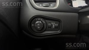 Sarkans Jeep Renegade 2023 Rīga, ar dzinēja tilpumu 1.50 L un nobraukumu 52 tūkst. km par 14990 €, foto 12 vietnē AUTOMOTO.COM.LV